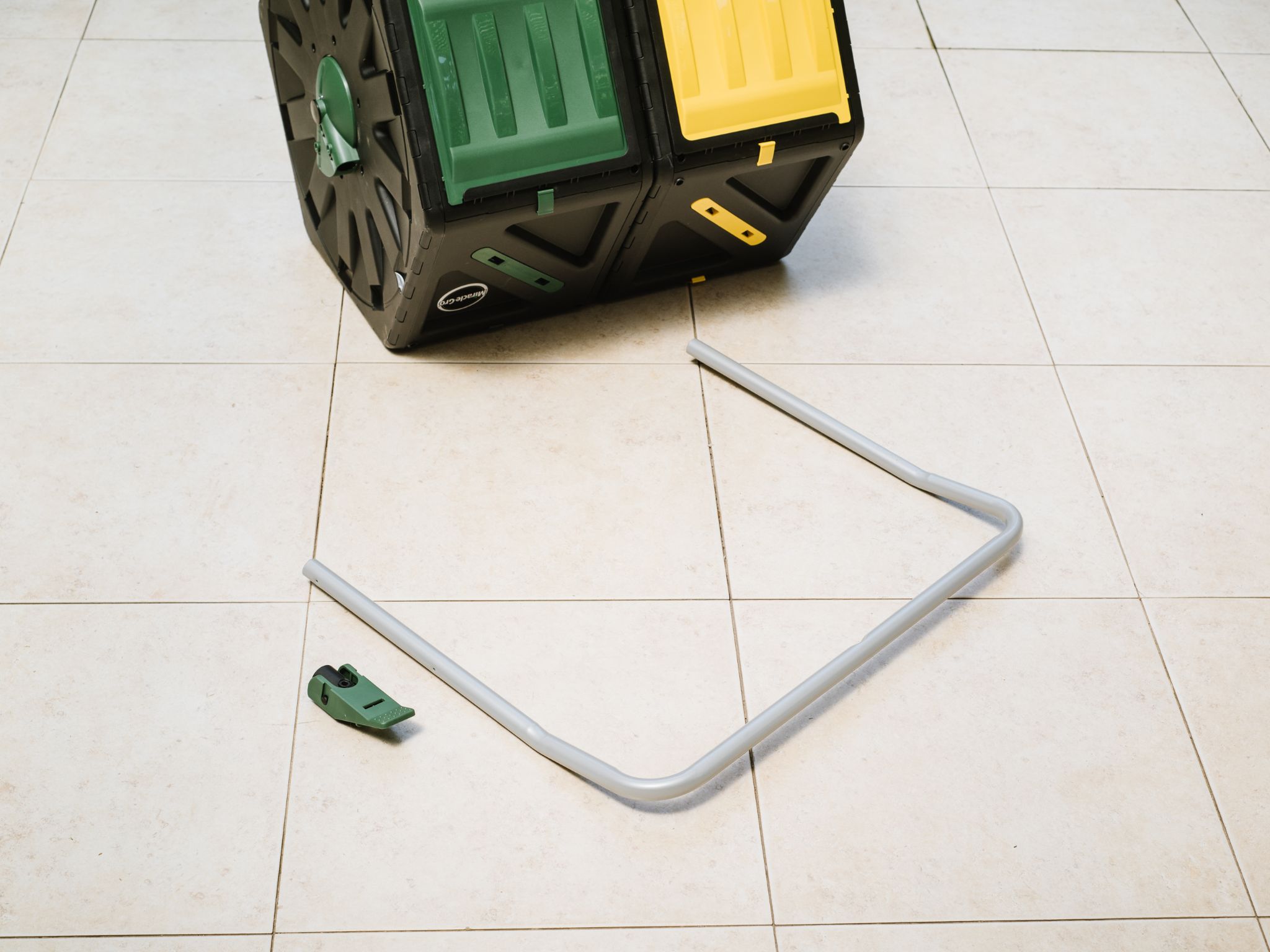 70X2 assembly – Miracle Gro composters assembly guide